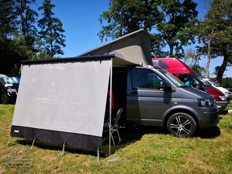 Thule Sun Blocker G2 Front im Outdoortest | tested in nature ...