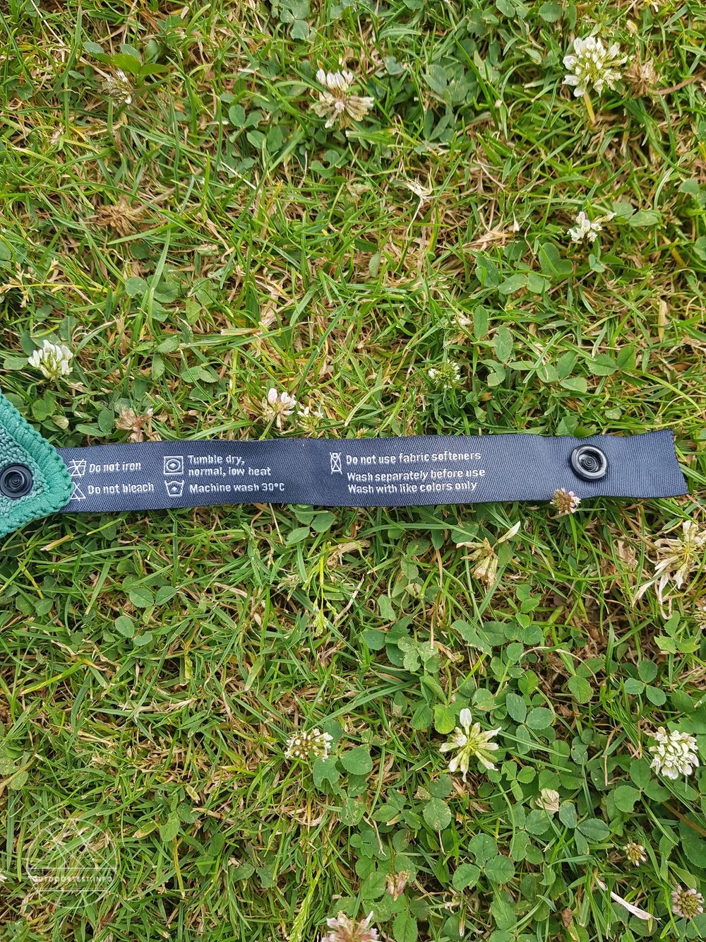 BasicNature Handtuch 'Terry' - Outdoortest.info | DIE unabhängige ...